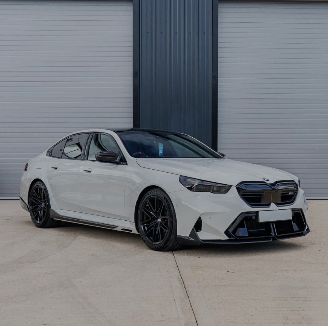 BMW M5 G90 M Performance Set DRY Carbon – CarbonPartsGermany